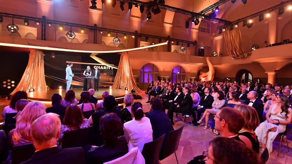 Goldene Henne für Jumpers